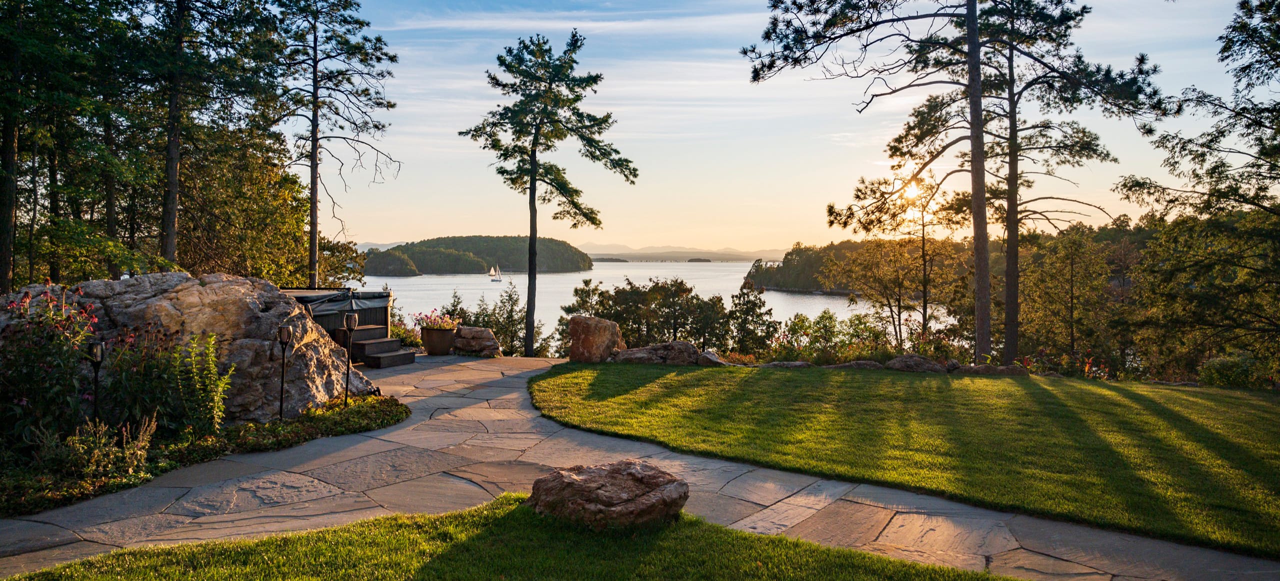 Cliff with a View - di Stefano Landscaping